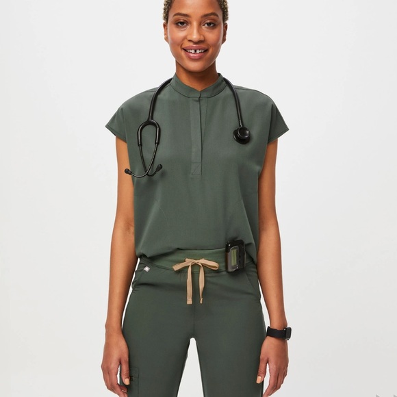 Figs | Tops | Figs M Rafaela Deep Sage Green Oversized Scrub Top | Poshmark